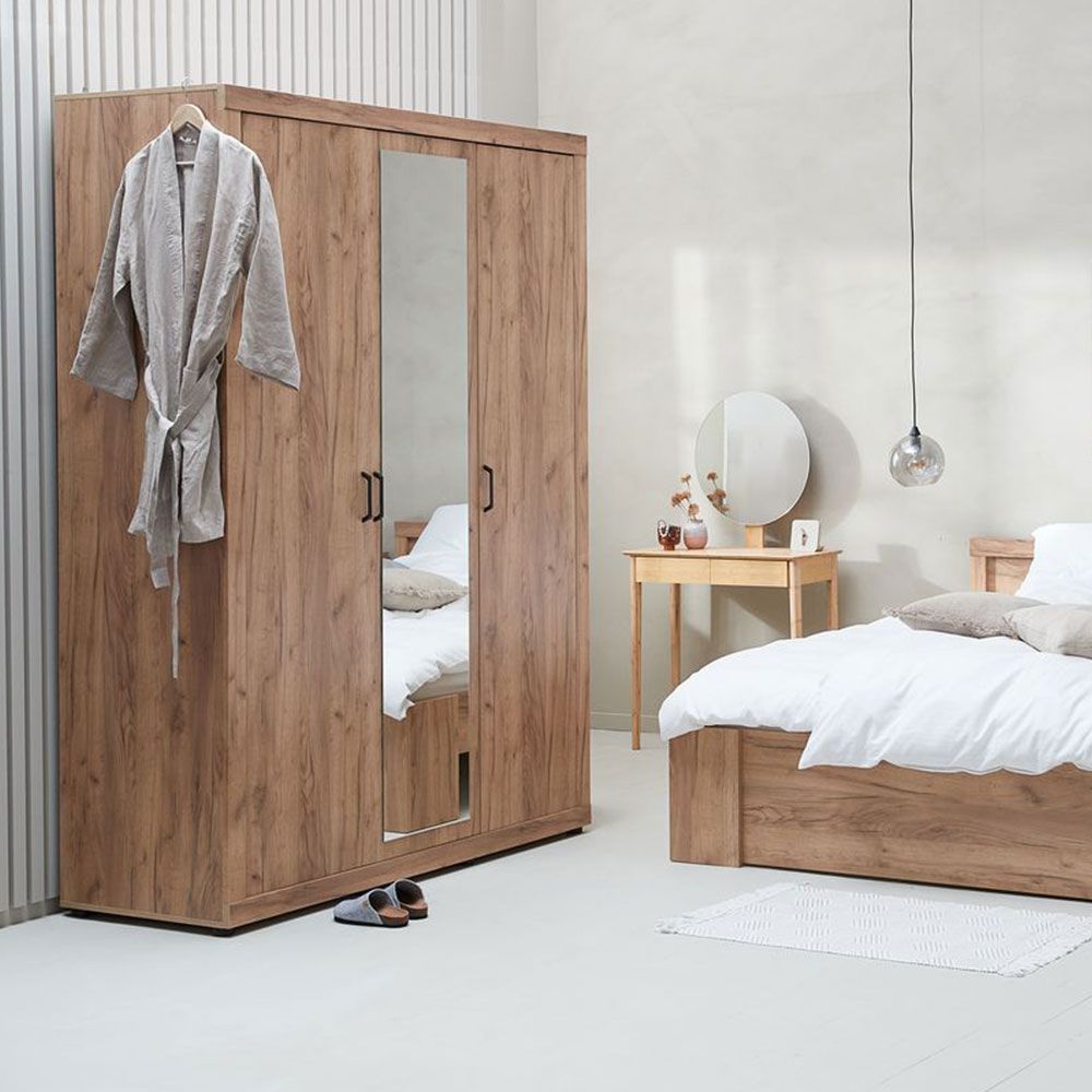 LINTRUP riidekapp 157x220x61cm - JYSK - Alati head pakkumised