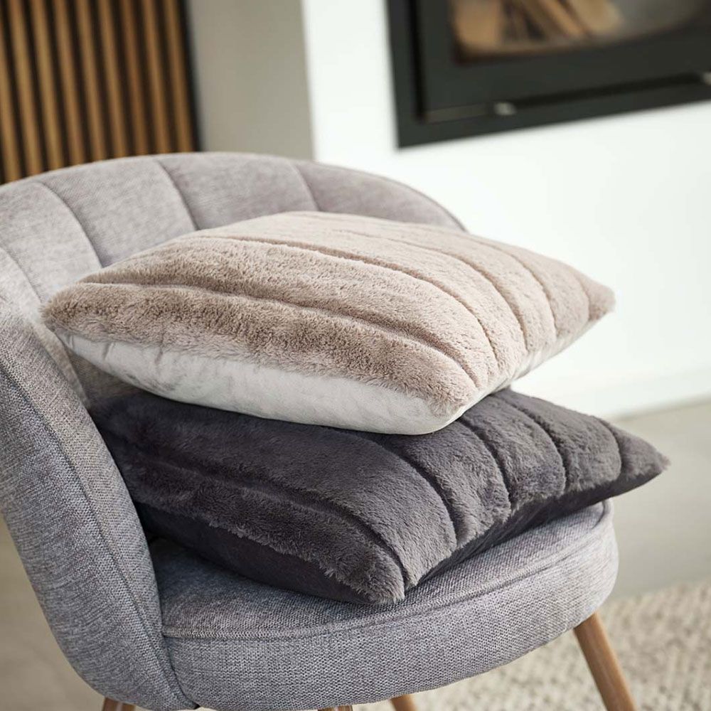 STAVKLOKKE dekoratiivpadi 45x45cm - JYSK - Alati head pakkumised